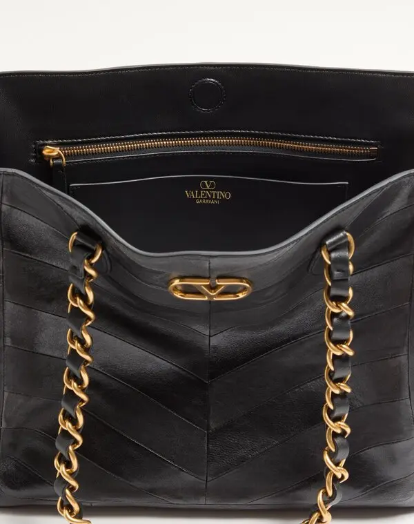Valentino Garavani Vlogo Signature Chevron Tote Bag - Black