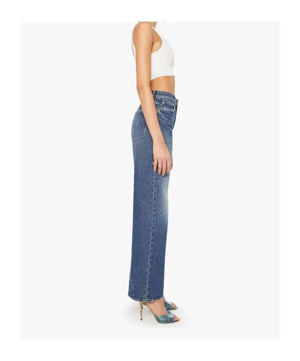 MOTHER The Lasso Sneak Distressed Jeans - Blue