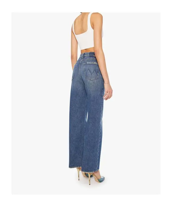 MOTHER The Lasso Sneak Distressed Jeans - Blue