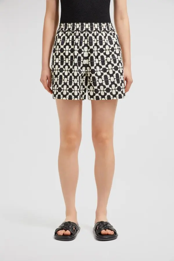 Moncler Geometric Print Shorts - Blue/white