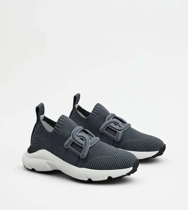 TOD'S Kate Slip-on Sneakers With Embossed Logo - Black