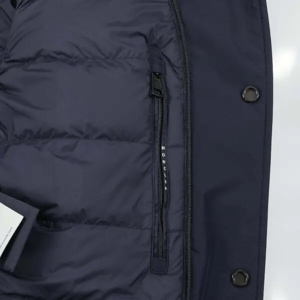 Moncler Brieuc Water-repellent Jacket - Navy