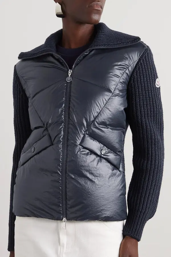 Moncler Ribbed Down Jacket With Zip Closure