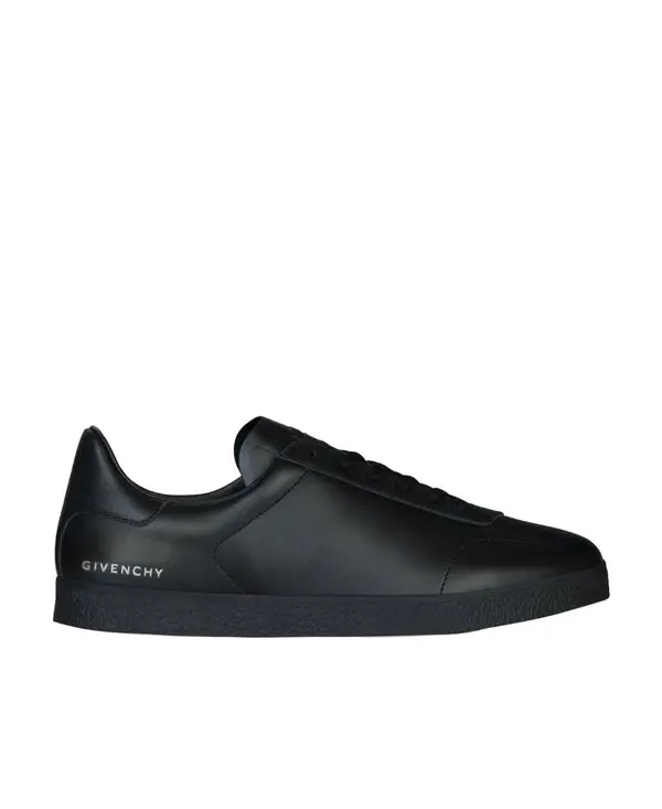 Givenchy Logo Debossed Town Sneakers - Black