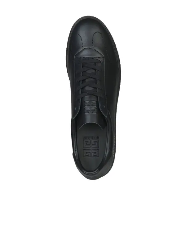 Givenchy Logo Debossed Town Sneakers - Black