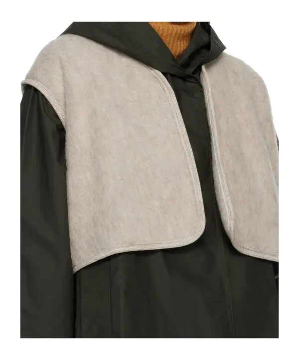 BASERANGE Sleeveless Vest With Knit Edges