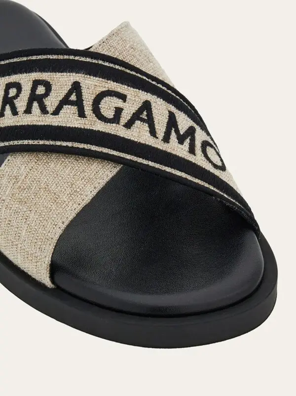 FERRAGAMO Cross-strap Slippers With Logo Detailing - Beige/black