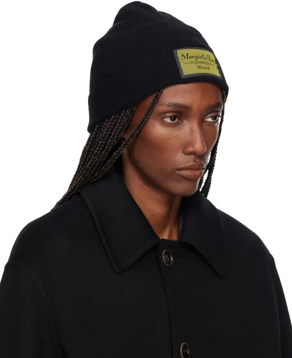 MAISON MARGIELA Logo Appliqué Beanie - Black