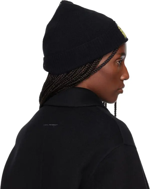 MAISON MARGIELA Logo Appliqué Beanie - Black