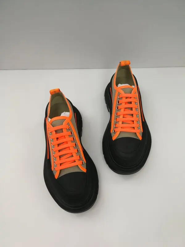 Alexander McQueen Tread Slick Lace-up Sneakers - Black