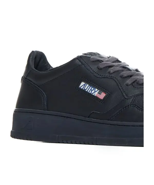 AUTRY Medalist Low-top Sneakers - Black