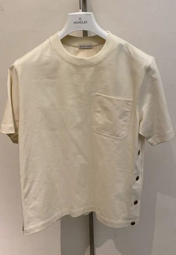 Moncler Logo Patch Crewneck T-shirt - White