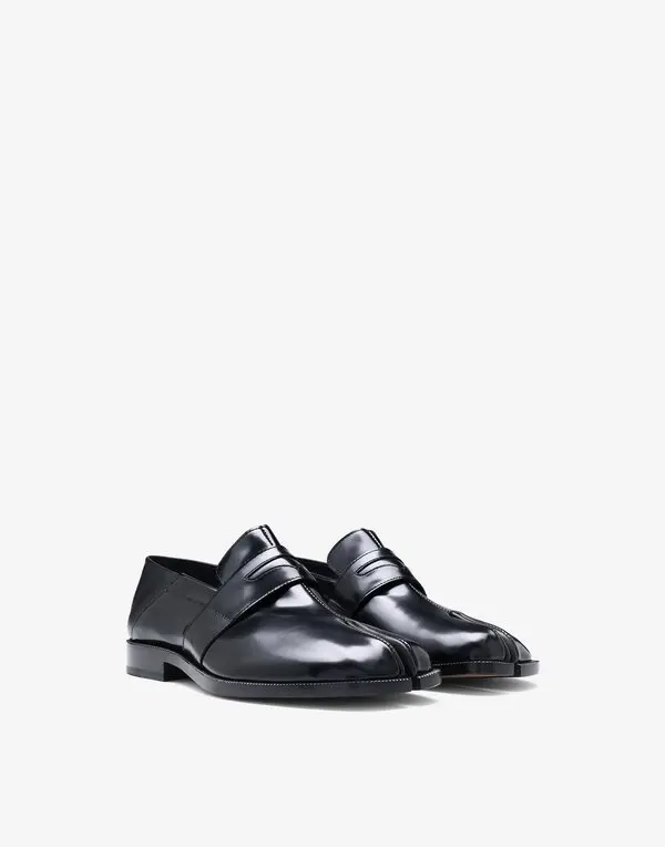 MAISON MARGIELA Tabi Loafers - Black