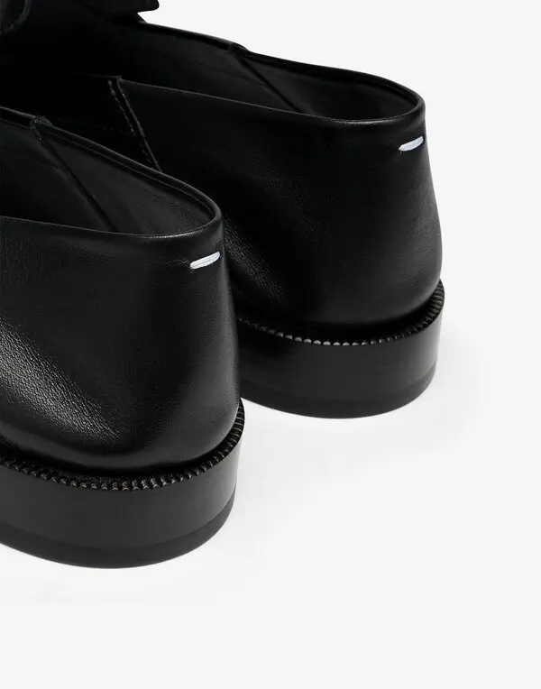 MAISON MARGIELA Tabi Loafers - Black