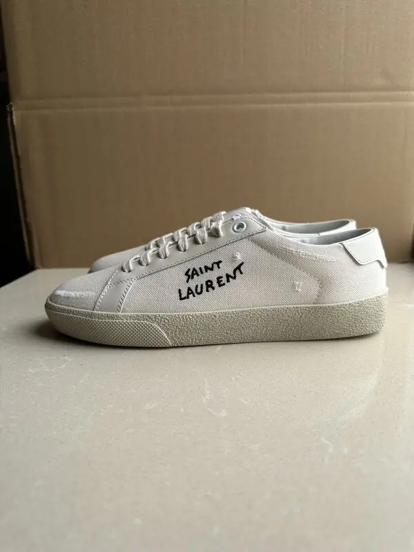 Saint Laurent Court Classic Sl/06 Sneakers - White