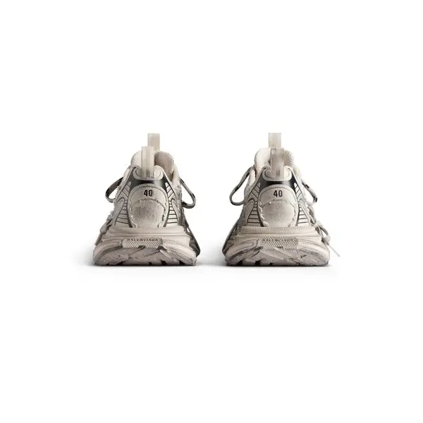 Balenciaga 3xl Worn-out Effect Sneakers - Beige