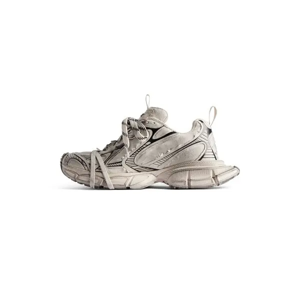 Balenciaga 3xl Worn-out Effect Sneakers - Beige