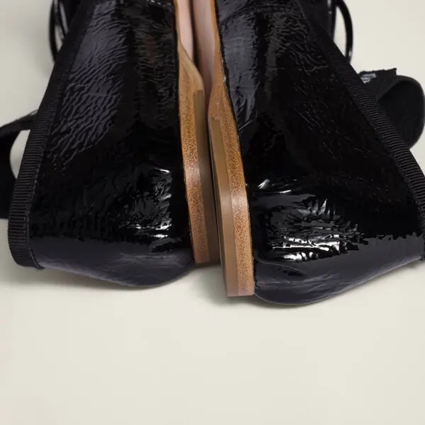 Miu Miu Patent Leather Ballerinas With Bow Detailing - Black