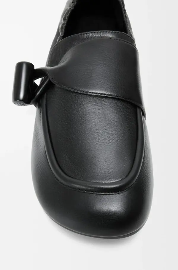 Loewe Toggle Loafers - Black