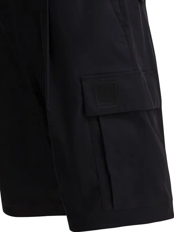 C.P. COMPANY Pleated Cargo Shorts - Black