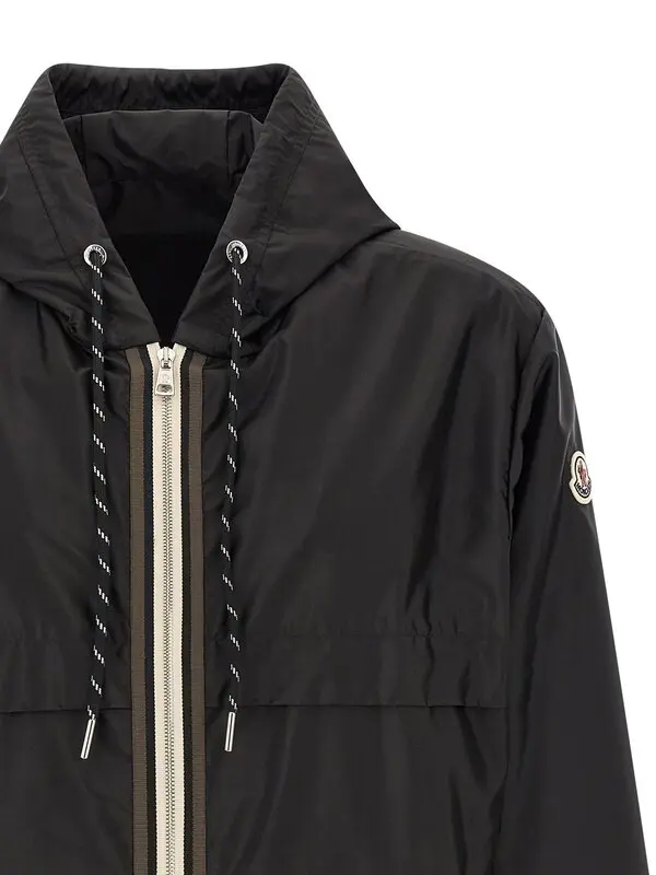 Moncler Logo Patch Hooded Zip-up Jacket - Black
