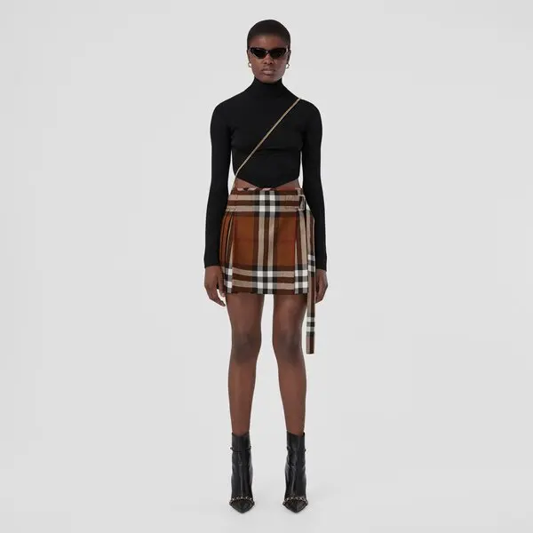 Burberry Checked Pleated Mini Skirt