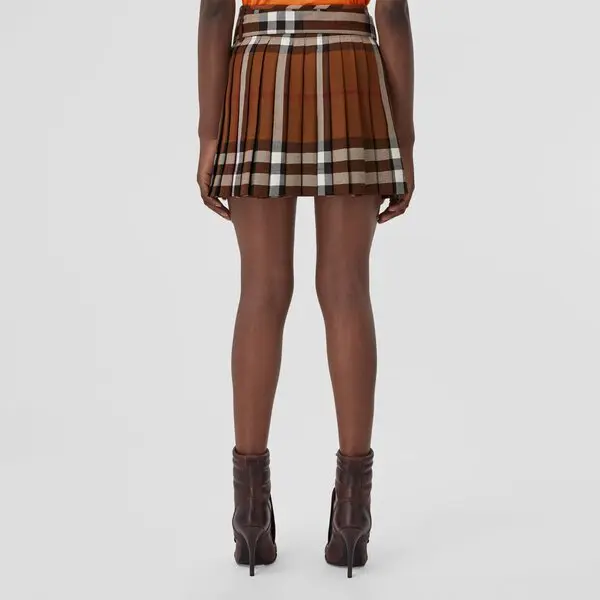 Burberry Checked Pleated Mini Skirt