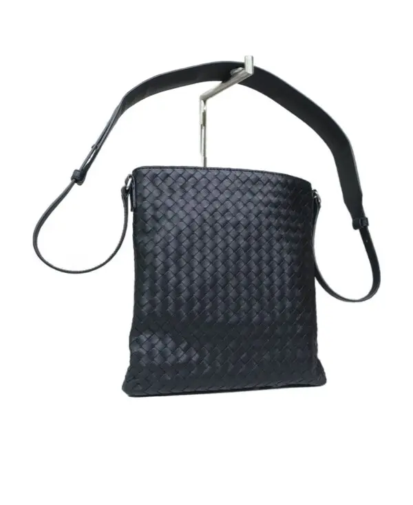 Bottega Veneta Woven Leather Cross-body Bag - Black