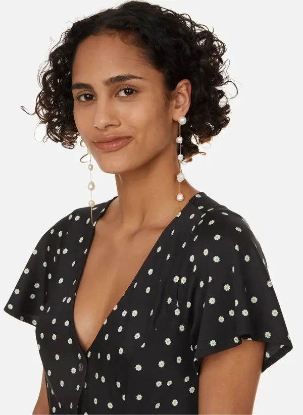 Cult Gaia Atum Earrings With Pearl Details - White