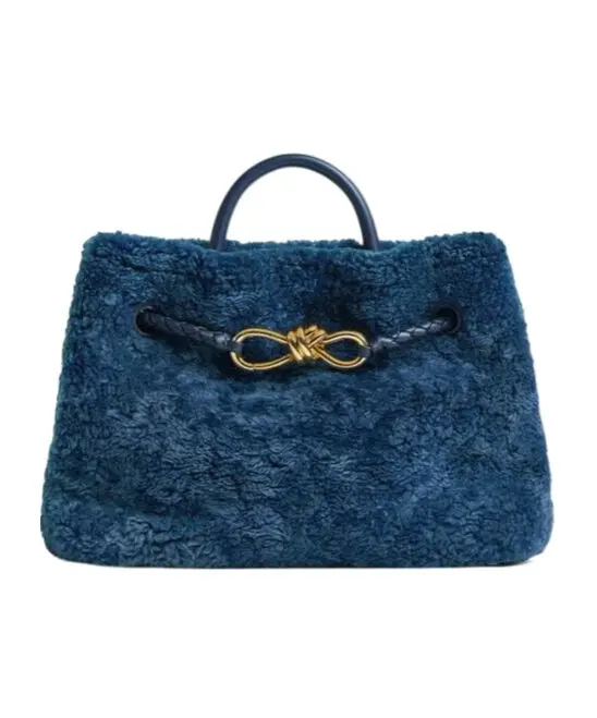 Bottega Veneta Small Andiamo Shearling Bag With Sliding Strap - Blue