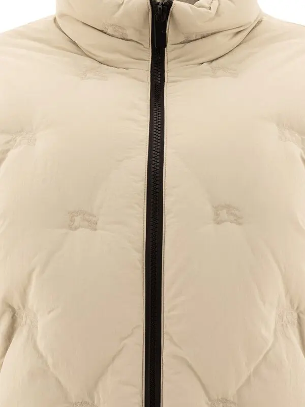 Burberry Zip-up Quilted Down Jacket With Embroidered Equestrian Knight Pattern - Lichen