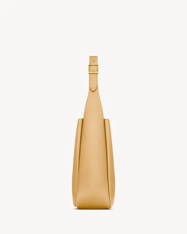 Saint Laurent Le 5 À 7 Logo Plaque Large Shoulder Bag - Nude