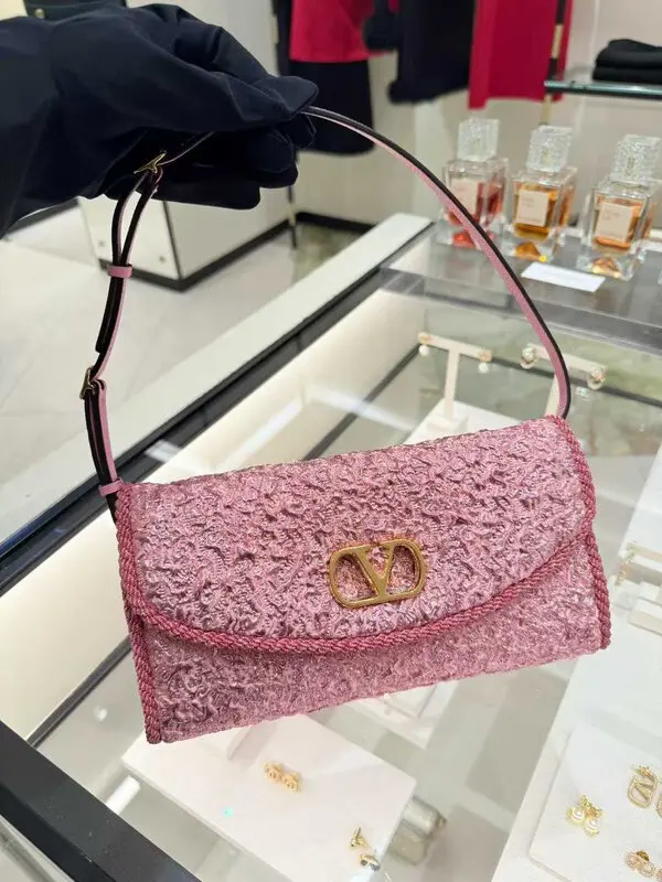Valentino Garavani Devan Foldover Top Small Shoulder Bag - Pink