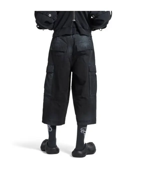 Balenciaga Cropped Cargo Pants With Distressed Details - Black