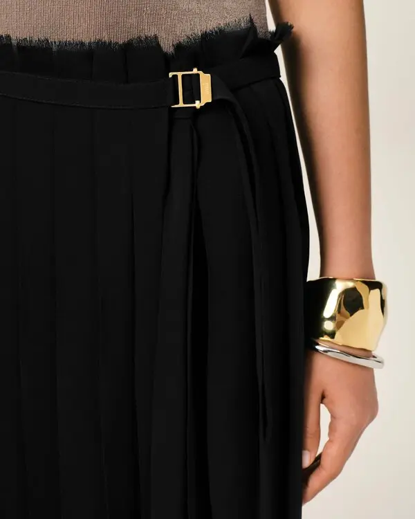 AMI Paris Pleated Maxi Skirt With Buckle Detail - Black