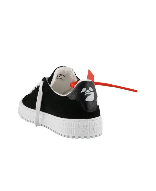 Off-White Arrow Logo Sneakers - White