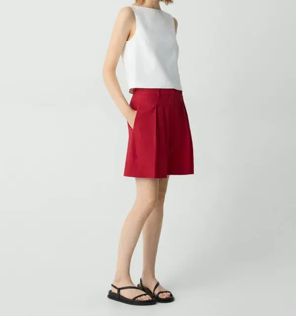 Theory Pleated Front Wide Leg Shorts - Cherry
