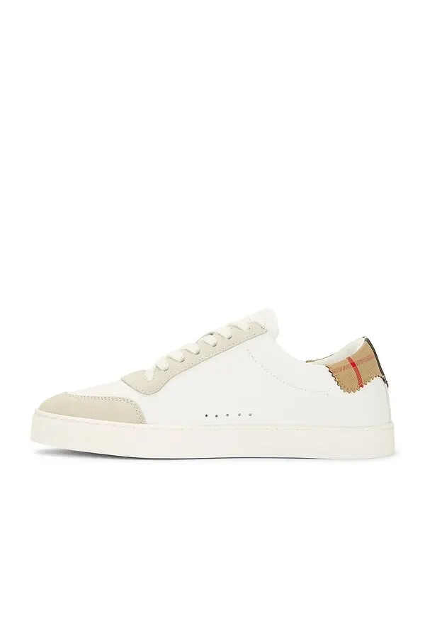 Burberry Round-toe Lace-up Sneakers - White