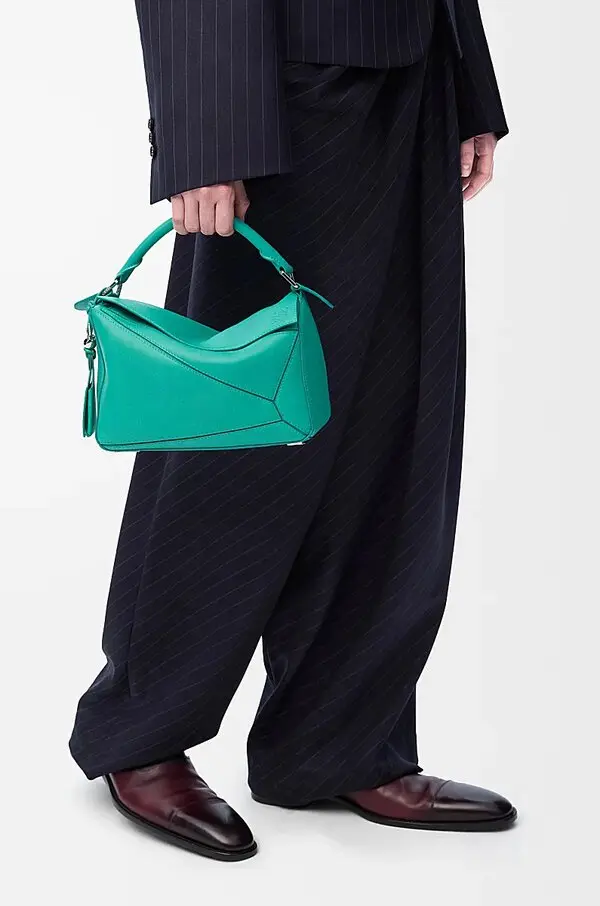 Loewe Small Featherlight Puzzle Bag In Nappa Lambskin - Green