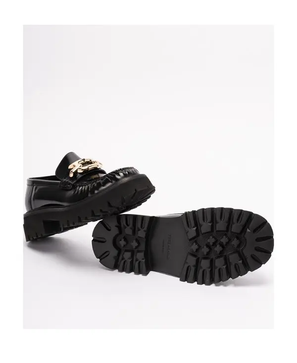 FERRAGAMO Gancini Buckle Loafers - Black