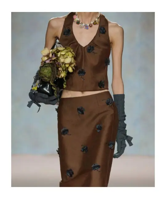 SHUSHU/TONG V-neck Embellished Vest