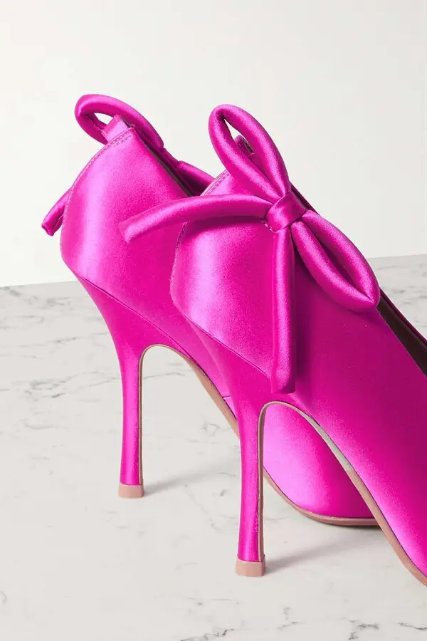 Valentino Garavani Bow Detailed Pointed Toe Pumps