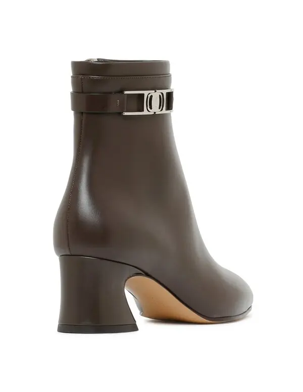 FERRAGAMO Rego 55 Logo-plaque Ankle Boots - Black