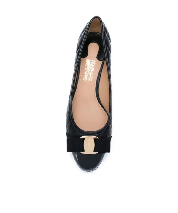 FERRAGAMO Vara Bow Pumps - Black