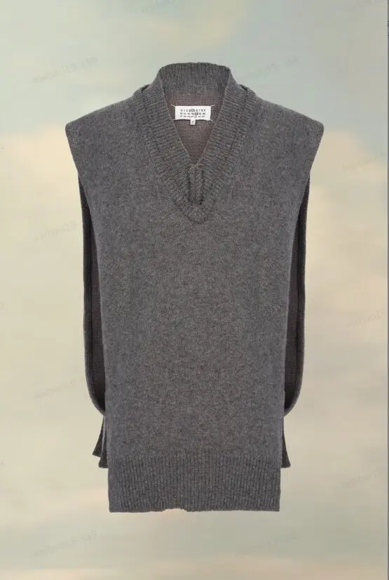 MAISON MARGIELA Layered Ribbed Knit Vest - Gray