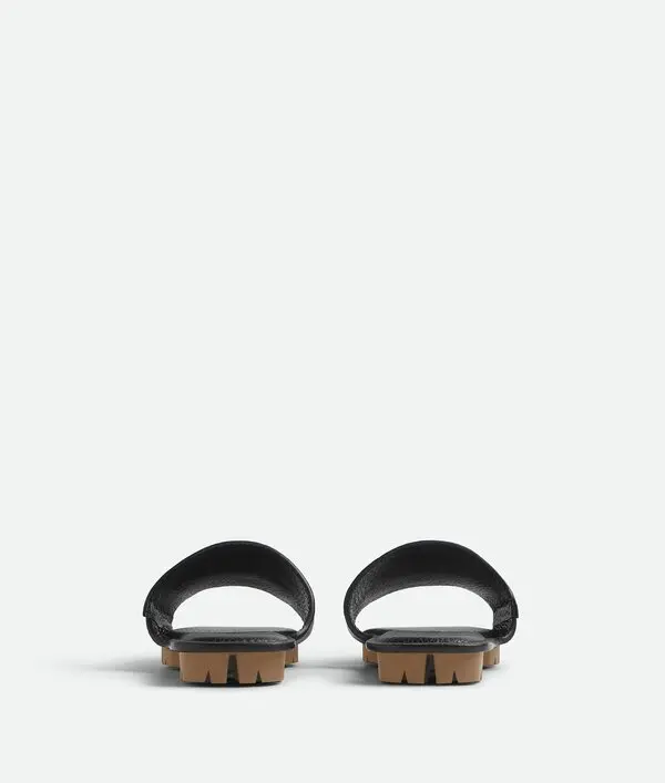 Bottega Veneta Shore Mule - Black