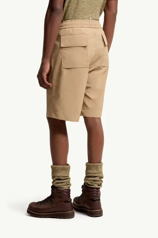 Moncler Logo Patch Cargo Shorts - Beige