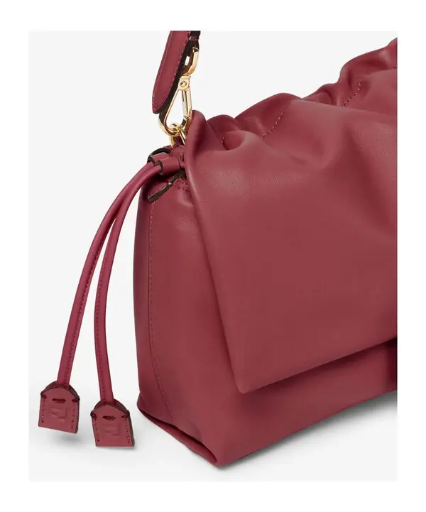 Fendi Mamma Baguette Medium Shoulder Bag - Red