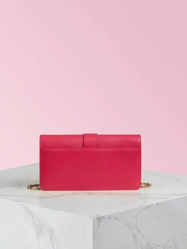 ROGER VIVIER Buckle Shoulder Bag - Red