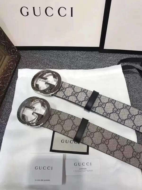 Gucci Gg Supreme Monogrammed Buckle Belt - Nude